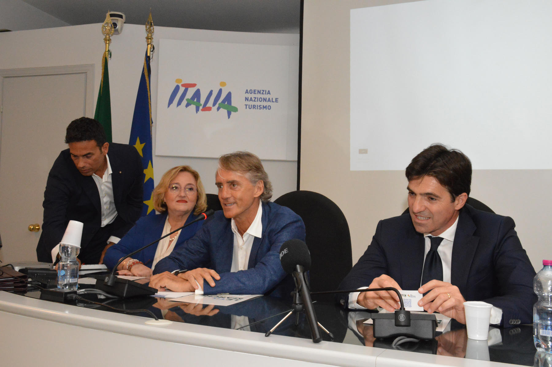 “Let’s Marche!” Presentati a Roma il nuovo logo e gli spot turistici ...